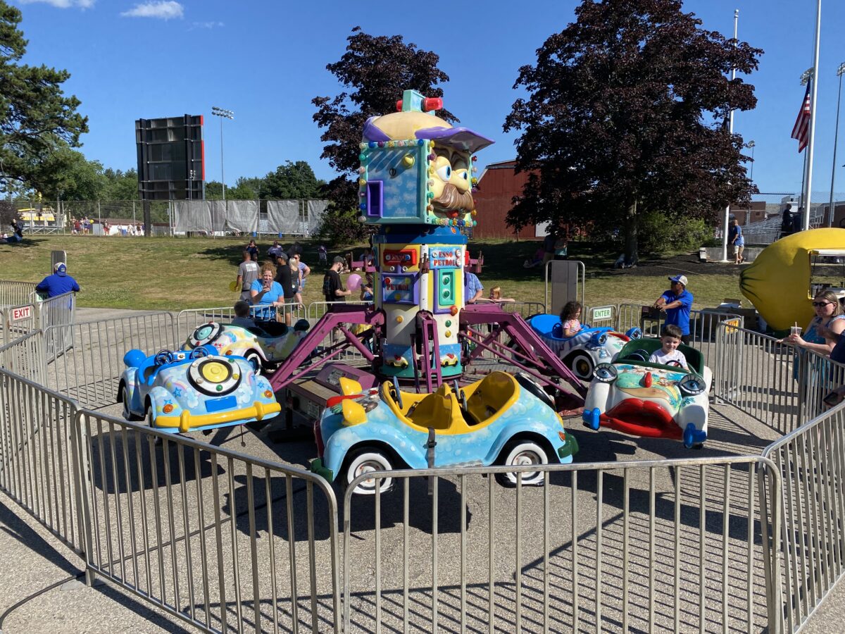 Carnival Ride Setup for Lilac Family Fun Festival to Impact Parking and ...