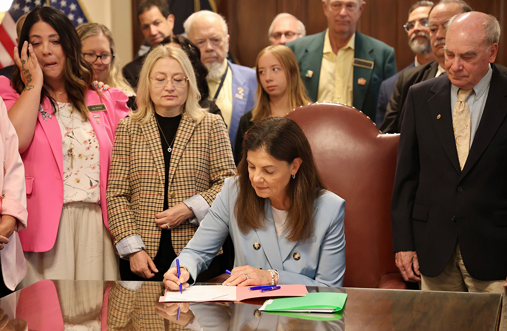 Governor Ayotte Signs Law Expanding Right to Try in New Hampshire - The Rochester Post