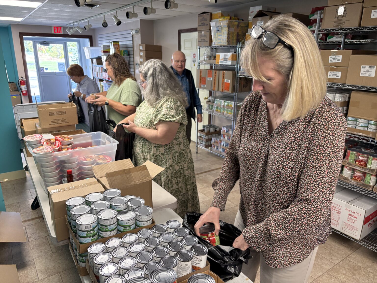 Rochester Country Club Ladies Invitational Committee Donates to End 68 ...